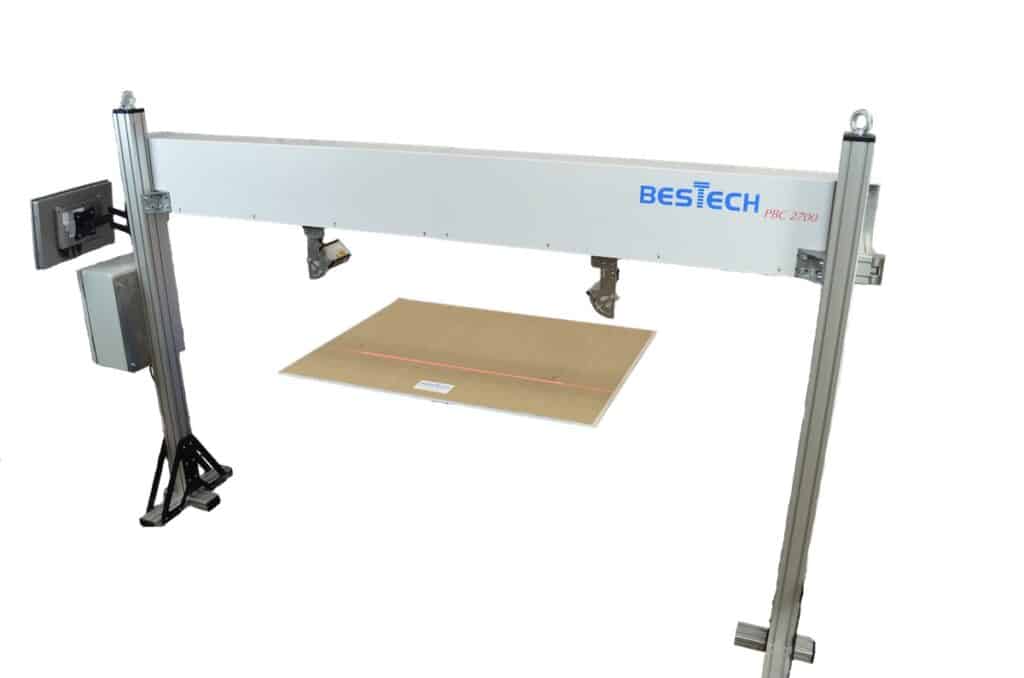 Automated measurement system for quality control in plasterboard ...