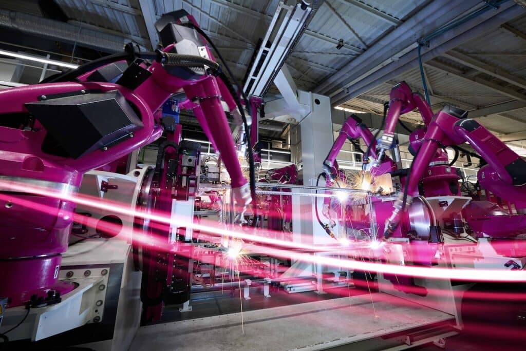 Driving the future of manufacturing: Unlocking the power of Industry 4. ...