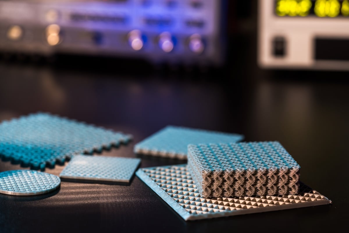 Grant backs next-gen metamaterials - Manufacturers' Monthly